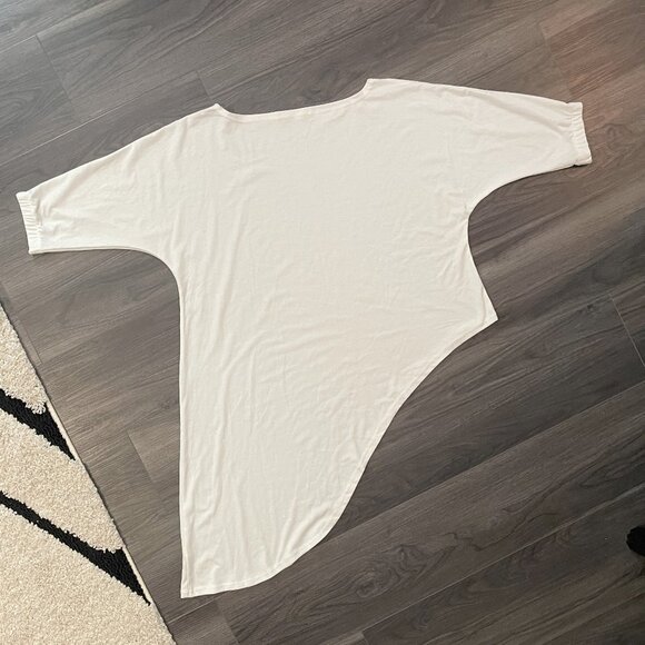 Tops | Boat Neck White Topcoverup With Angled Hem 34 Sleeve Size Xl ...